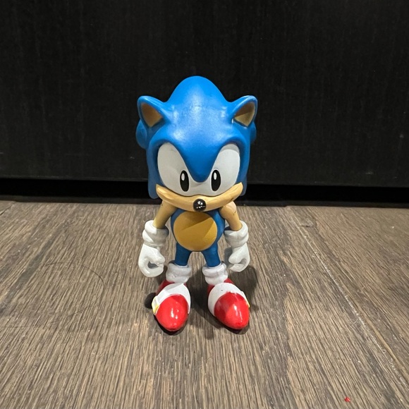 Tomy | Toys | Tomy Classic Sonic The Hedgehog Mini Action Figure Toy ...